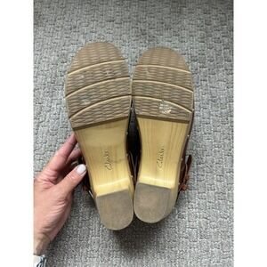 Clarks | Shoes | Clarks Artisan Womens Size 25m Ledella York Leather ...